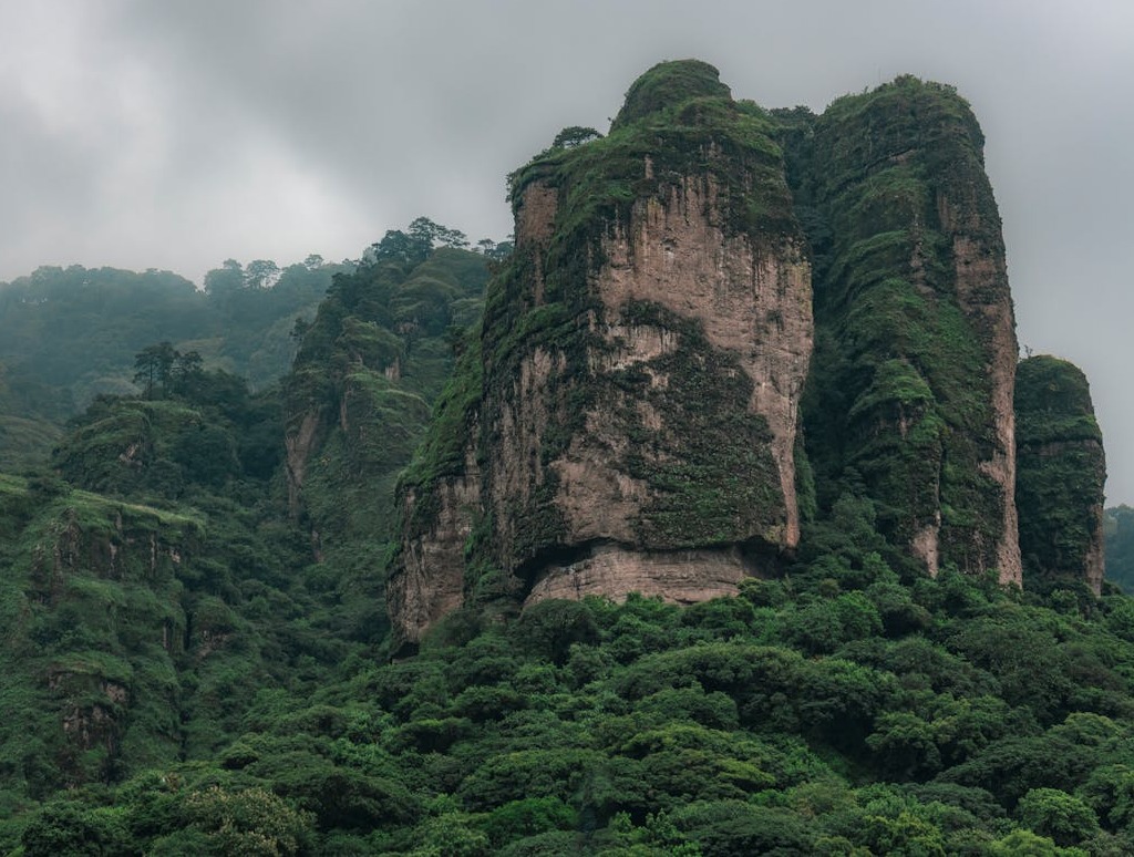 A Quick Guide to Mexican Aztec Pyramids’ History – Vibe Adventures ...